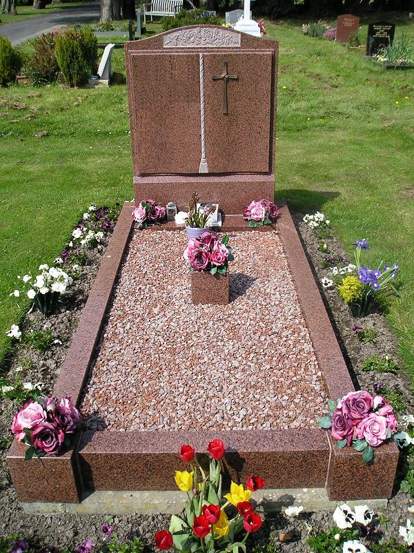 Why Granite Headstones Are A Great Choice - Burslem Memorials